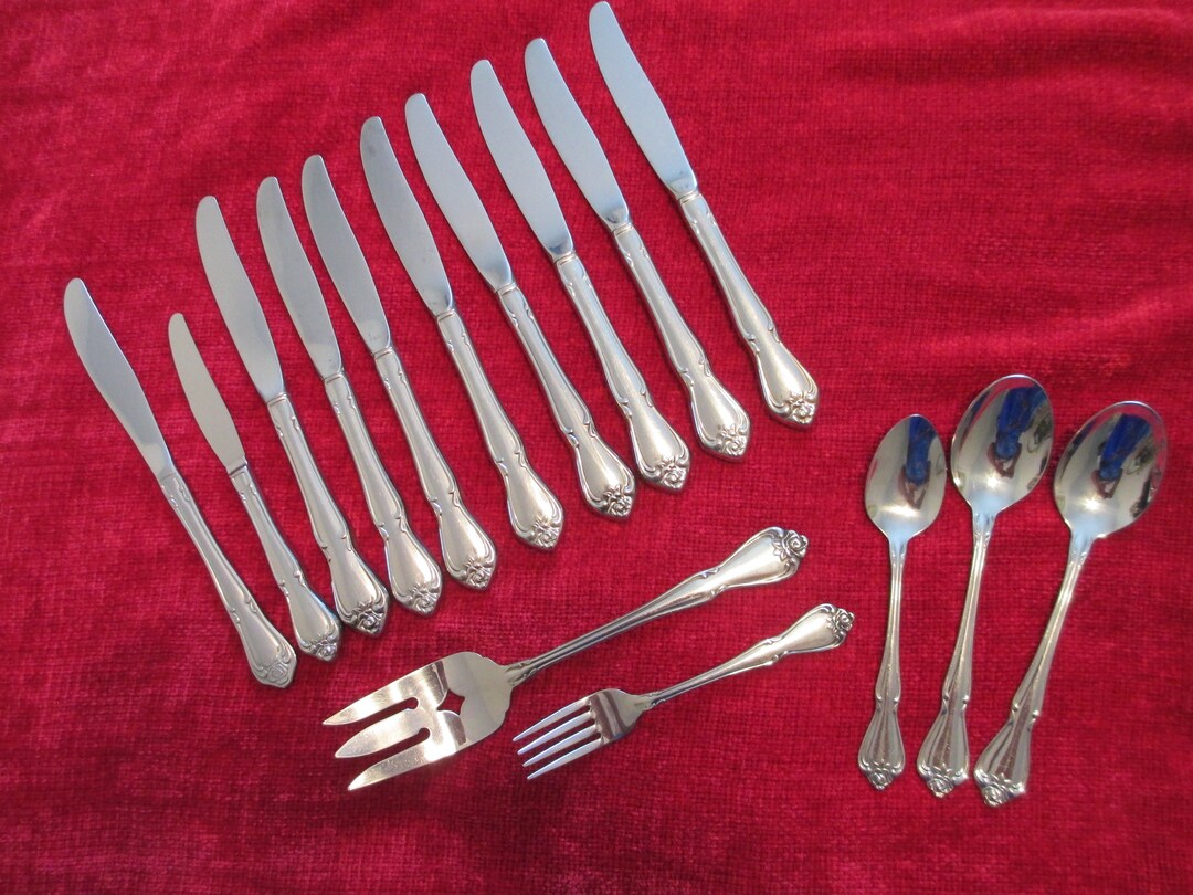 Oneida Arbor Rose Stainless Flatware Set - 15 Piece Vintage Silverware ...