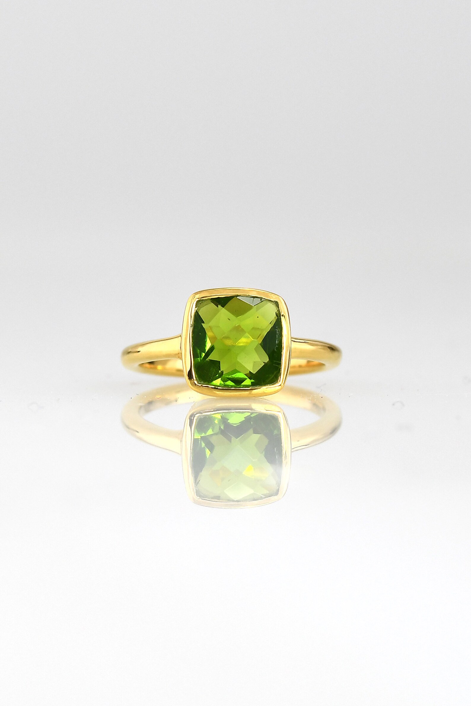August Birthstone Ring Peridot Cushion Ring Green Peridot - Etsy