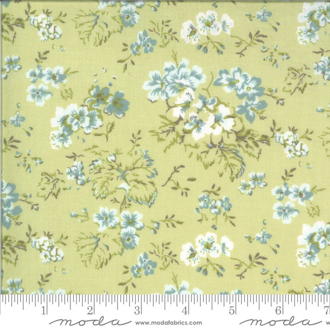 Dover Field Floral Willow 18700 16 by Brenda Riddle for Moda Fabrics ...