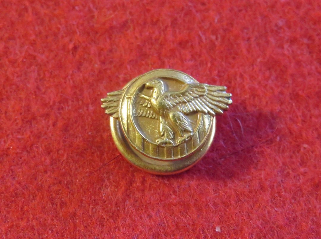 Original 1940's World War II Ruptured Duck Honorable Discharge US Army ...