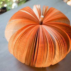 Book Pumpkins-fall Decor-thanksgiving Table Decor-halloween Decor ...