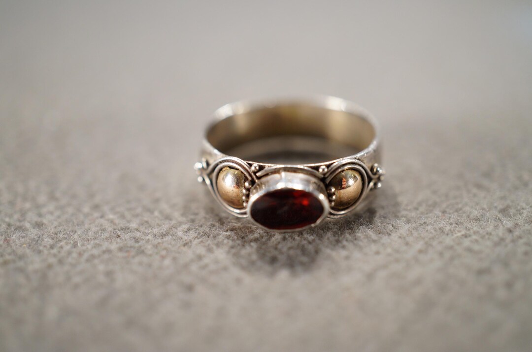 Vintage Wedding Band Stacker Design Ring Sterling Silver Oval Bezel Set ...