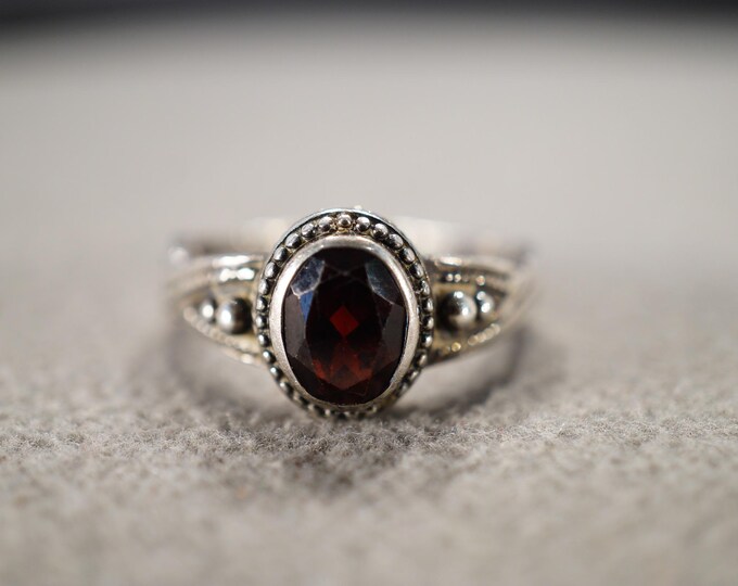 Vintage Wedding Band Stacker Design Ring Sterling Silver Oval Bezel Set ...