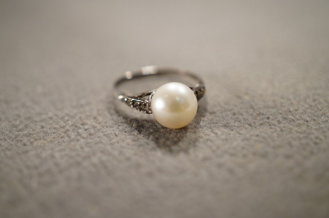Vintage Wedding Band Sterling Silver Round Bezel Set Cultured Pearl ...