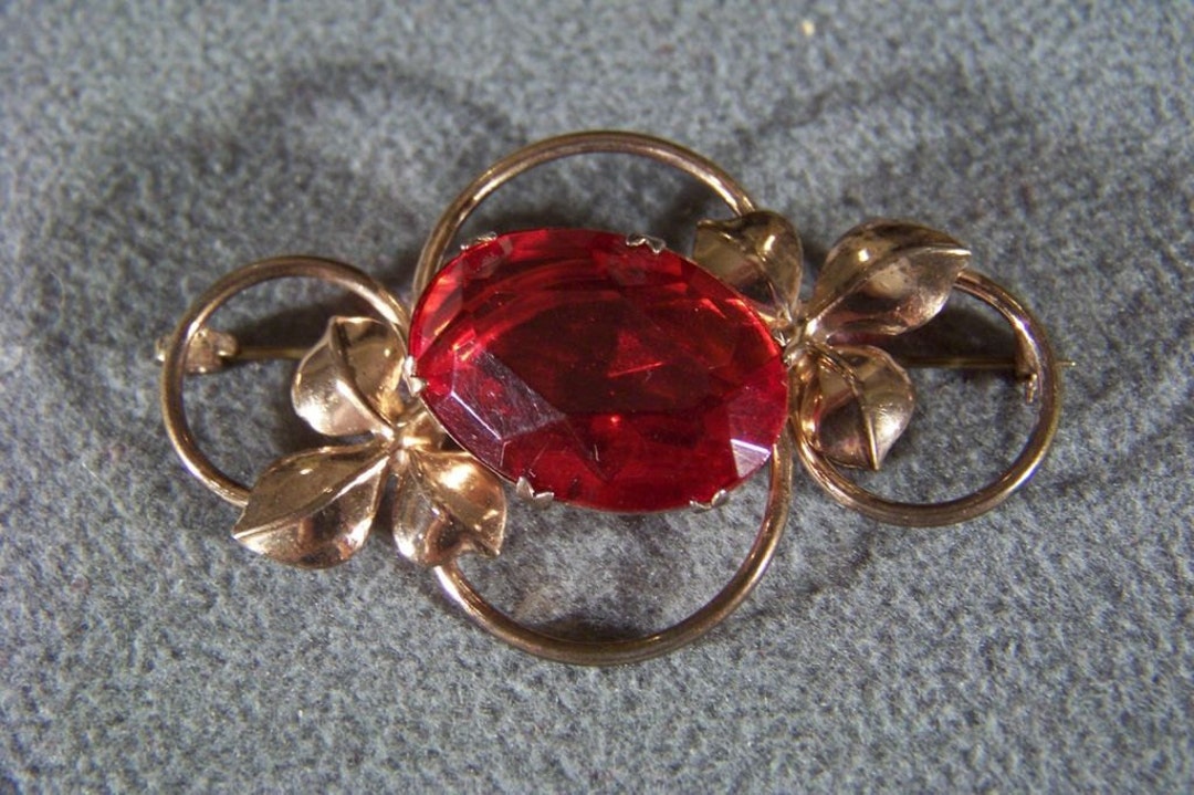Vintage Sterling Silver Signed by Wilcox Large Oval Ruby Red Rhinestone ...