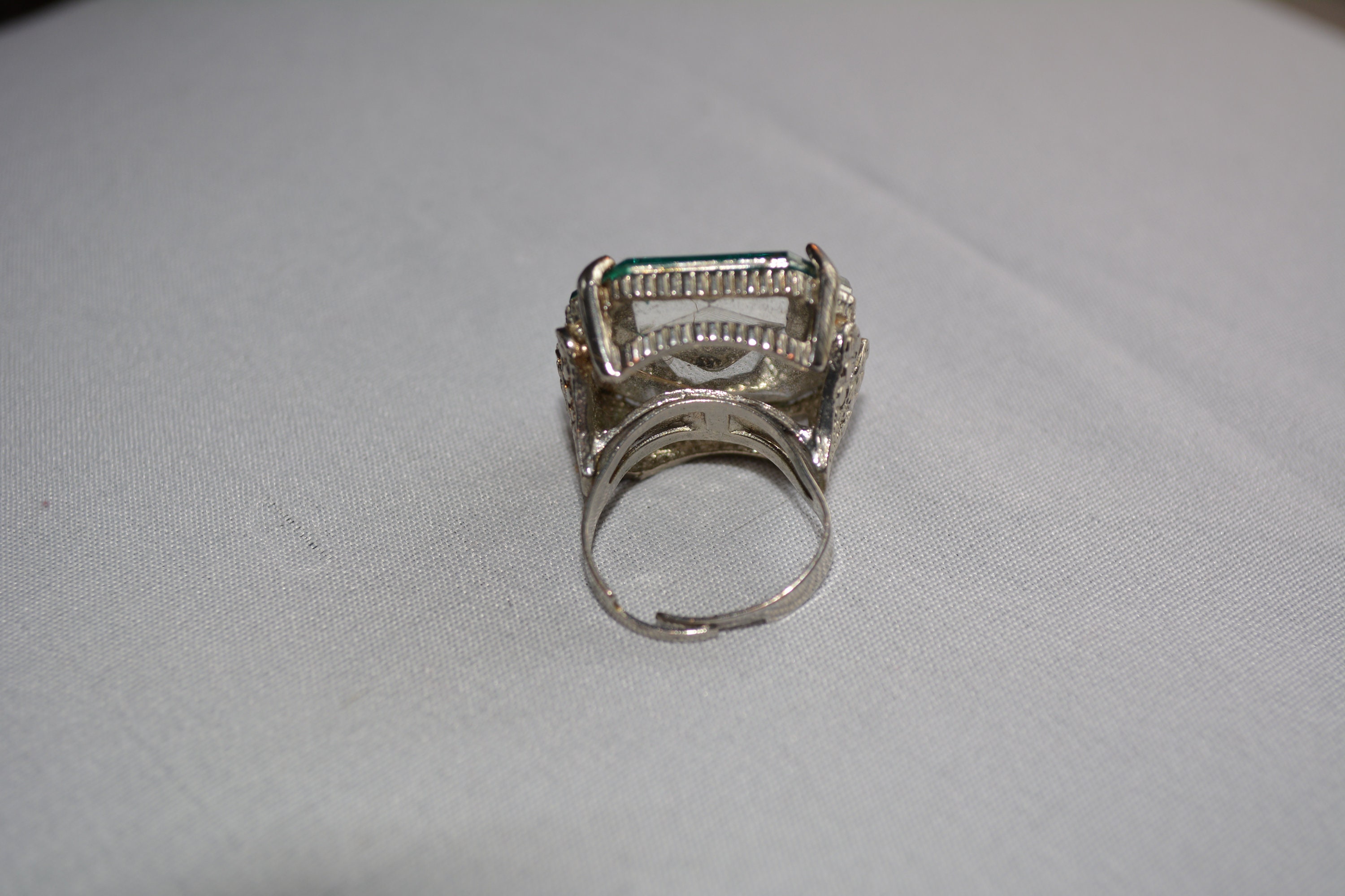 Vintage statement costume ring with large square-cut deep | Etsy