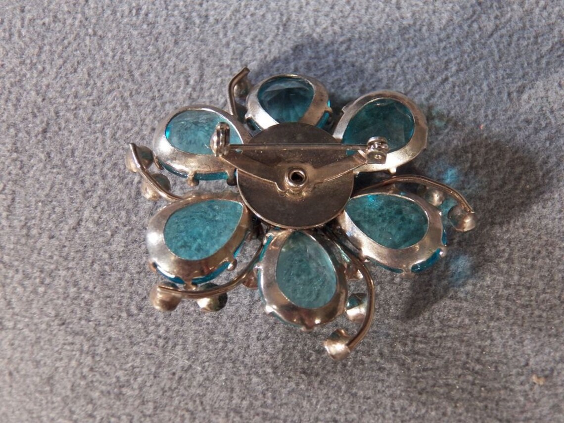 Vintage Yellow Gold Tone Large Pear Blue Round Rhinestone Pin | Etsy