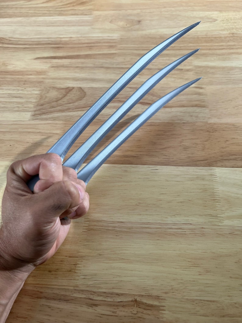 Logan Wolverine Claws - Full Pair, for TWO Hands. *ADJUSTABLE* - Glue ...