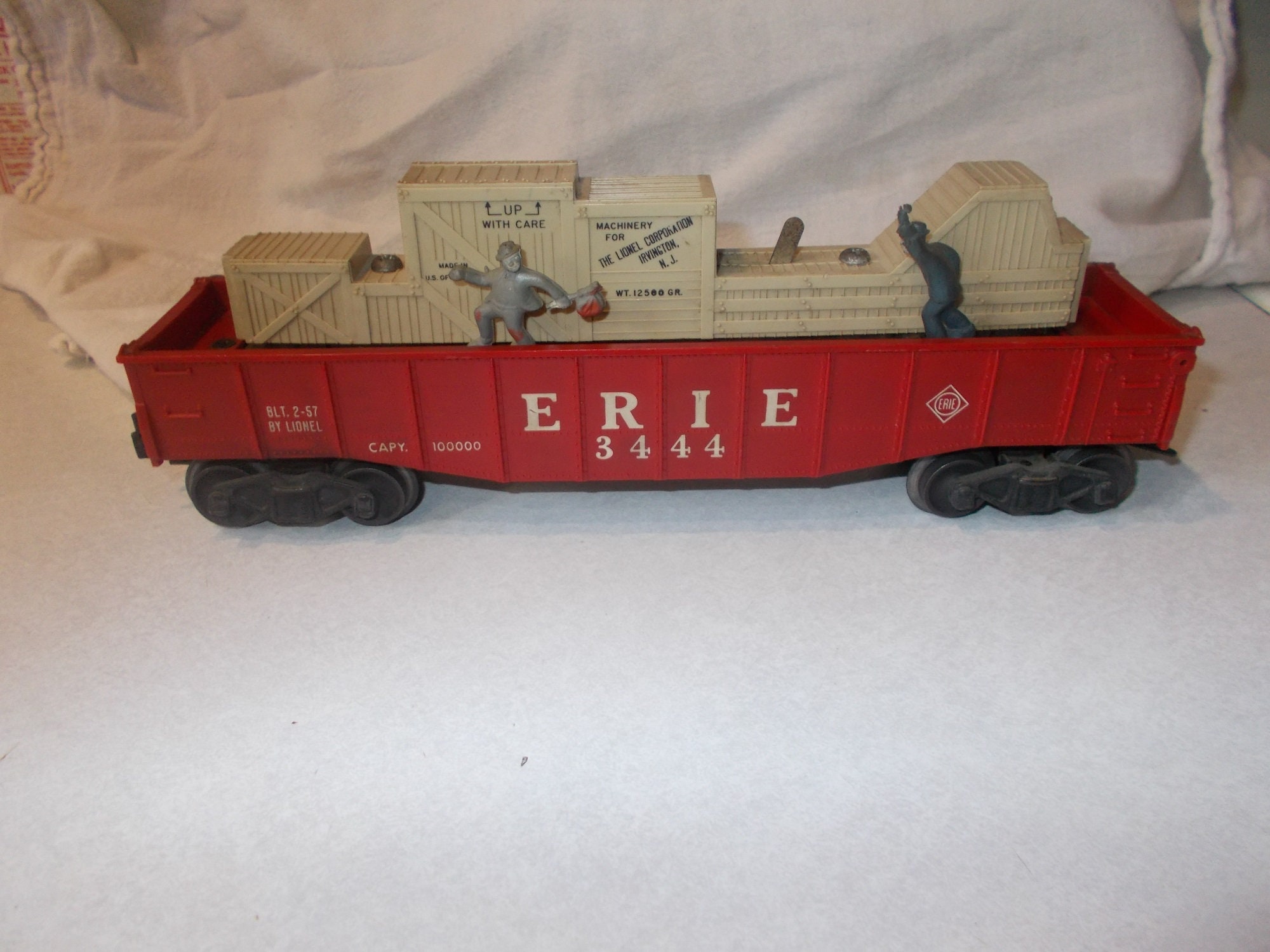 Lionel Electric Trains,cop Chasing Hobo Car 3444 From the 1950s Postwar ...