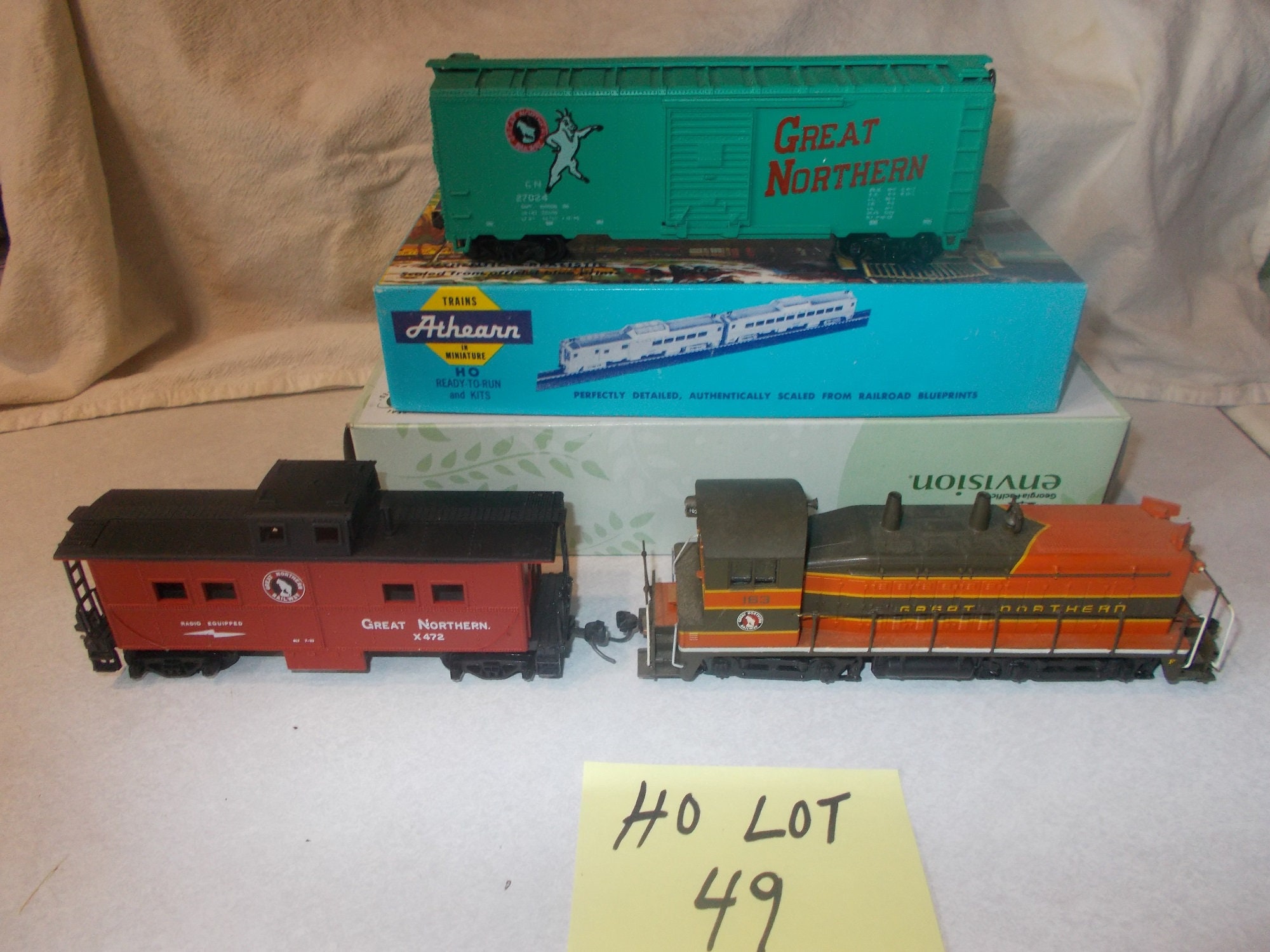 HO Scale Great Northerndiesel Locomotive by Athearn,8 Wheel Drive Loco ...