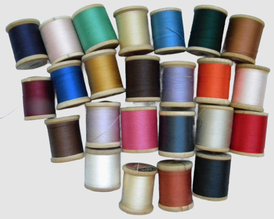 24 Vintage Wood Spools W/ Thread Altered Art Mixed Media Assemblage ...