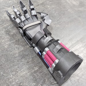 Earth 42 Prowler Miles Gauntlet Prop DIY Kit (cosplay, Convention ...