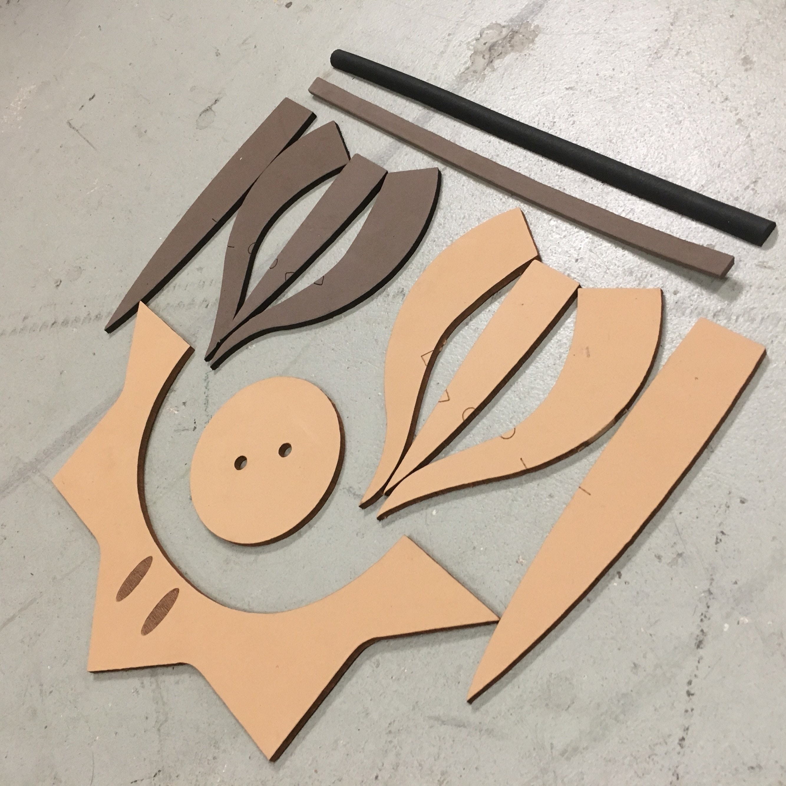 Bowsette Super Crown Horns DIY Kit Cosplay Comiccon | Etsy UK