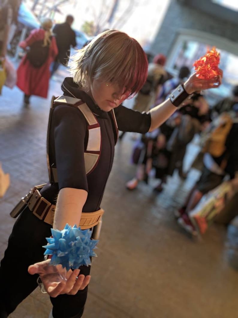 LED Floating Ice / Explosion Ball Prop ( Cosplay, Costume, Halloween ...