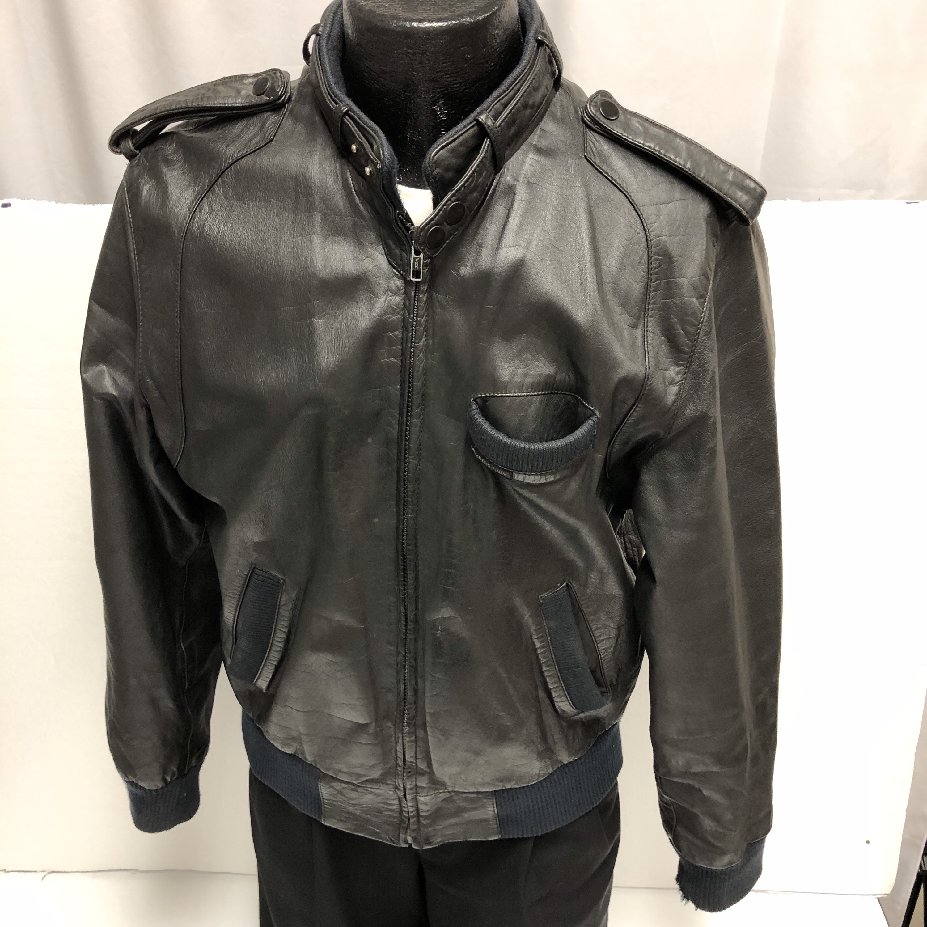 Vintage 60's Members Only Men Black Leather CAFE RACER Vintage 60's Members Only Men Black Leather CAFE RACER
