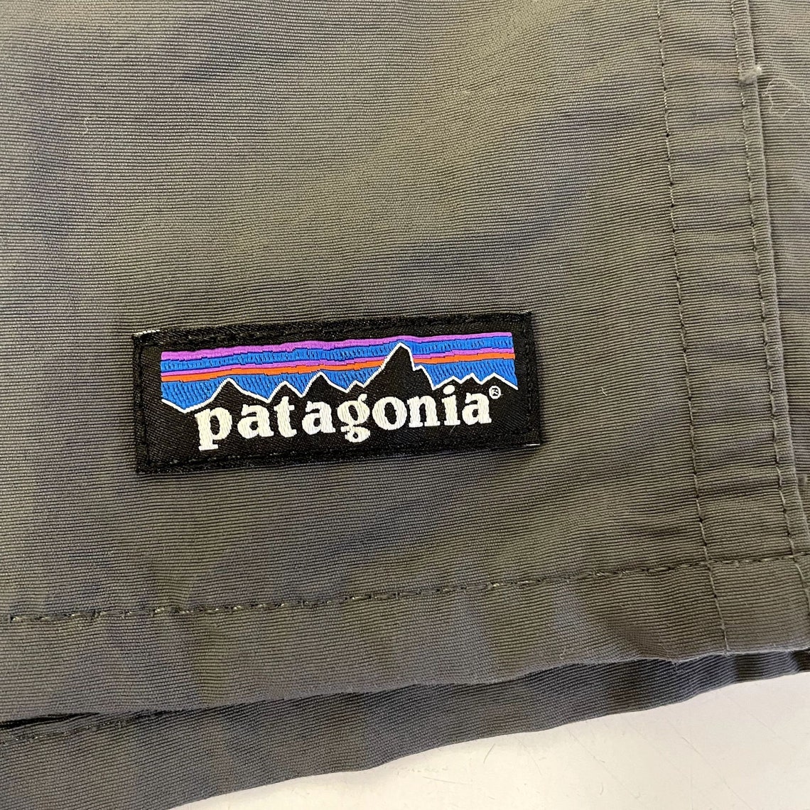 Vtg Y2K Patagonia Men's Gray Swim Trunks LOGO Athletic NYLON Beach ...