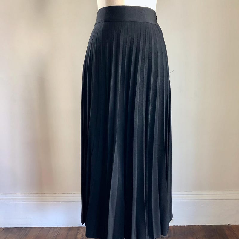 Black Crepe Skirt 1940s - Etsy