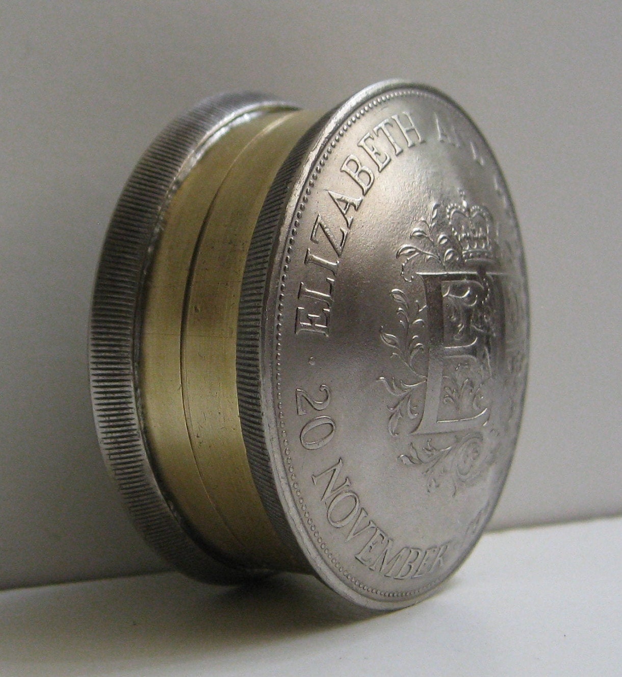 Elizabeth & Philip 1947 1972 Silver Wedding Crown Coin Screw - Etsy ...