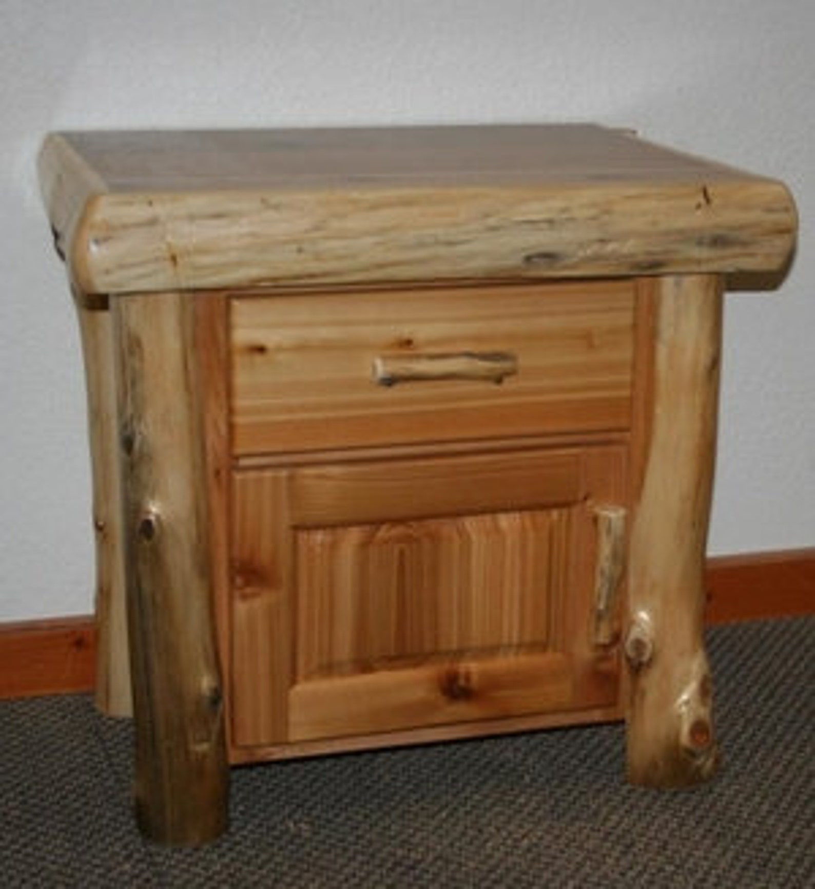 WHITE CEDAR Log End TABLE - Etsy