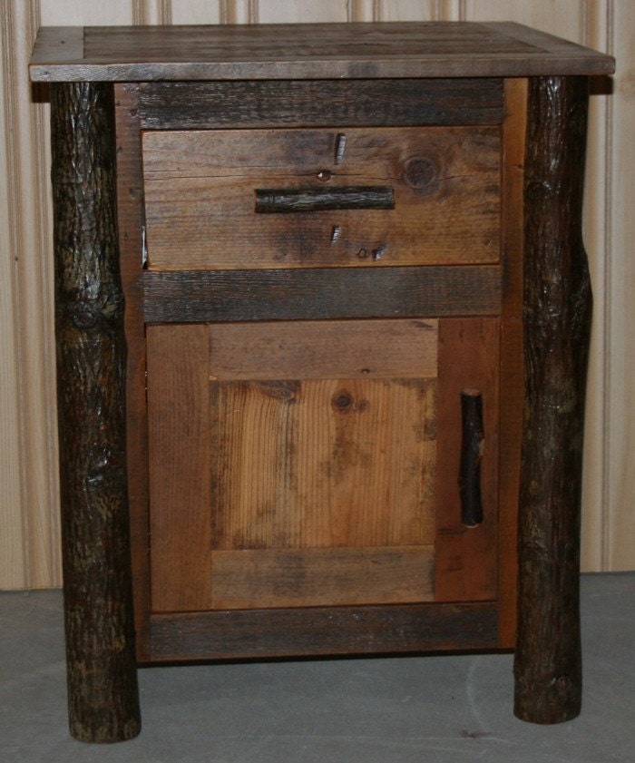 Lodge Style HICKORY LOG End TABLE - Etsy