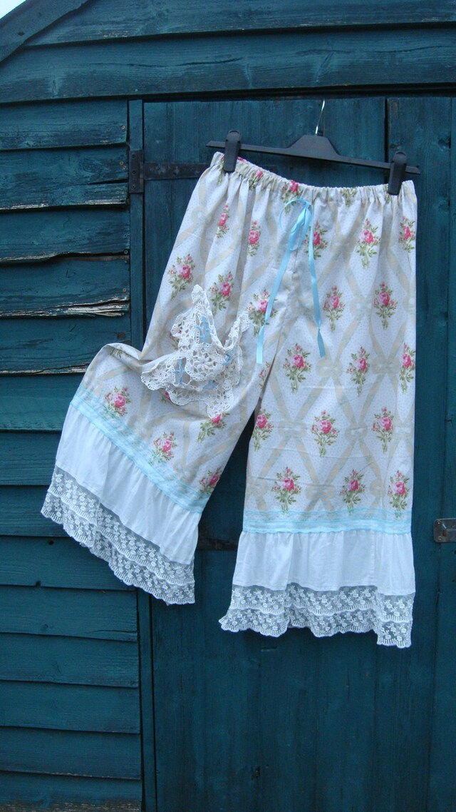 PrettyUnusuall - Etsy