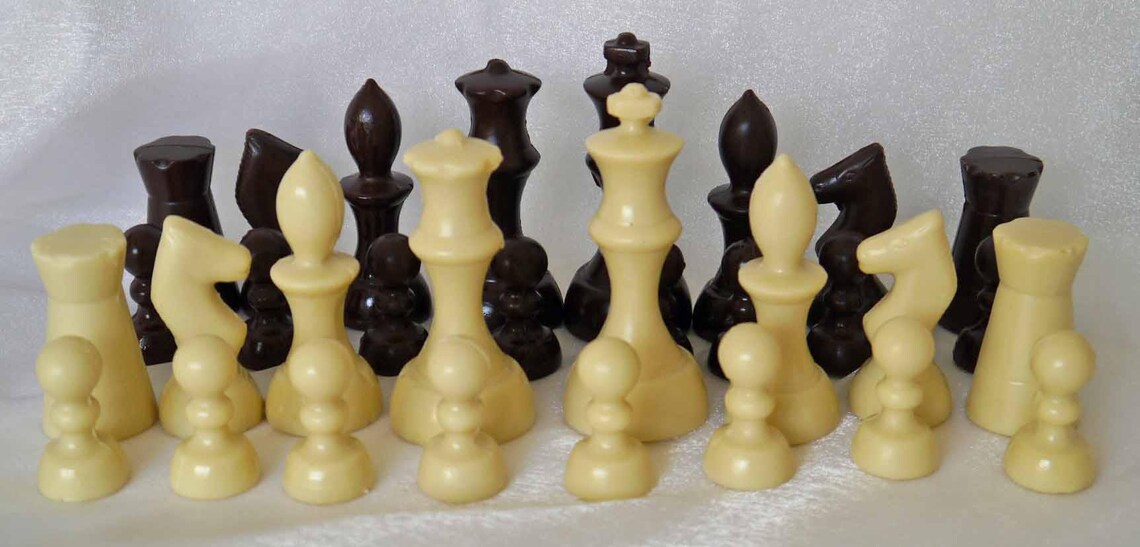 Hand-made Chocolate Chess Set - Etsy UK