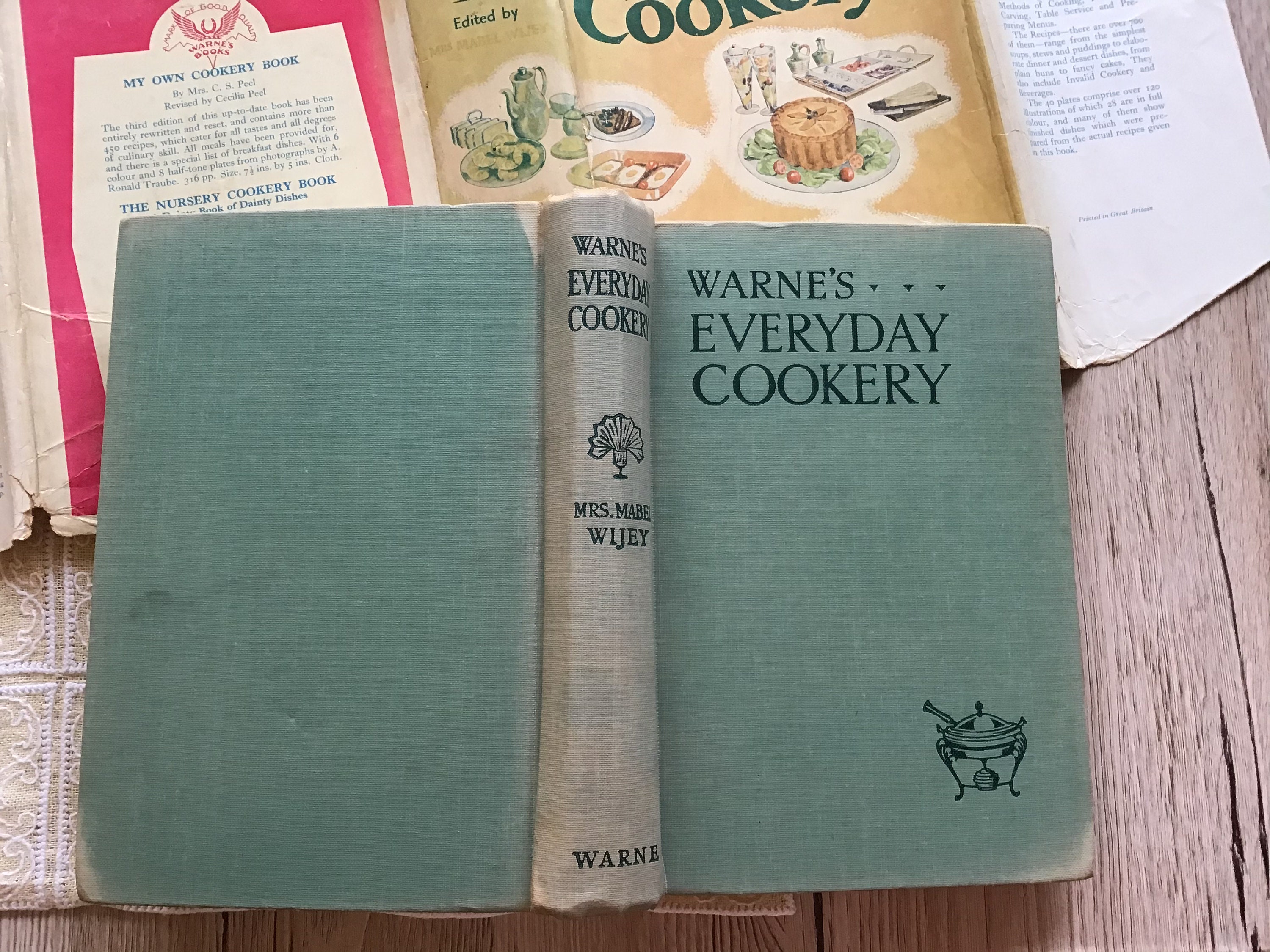 1959 Warnes Everyday Cookery Book par Mabel Wijey Livre de cuisine ...