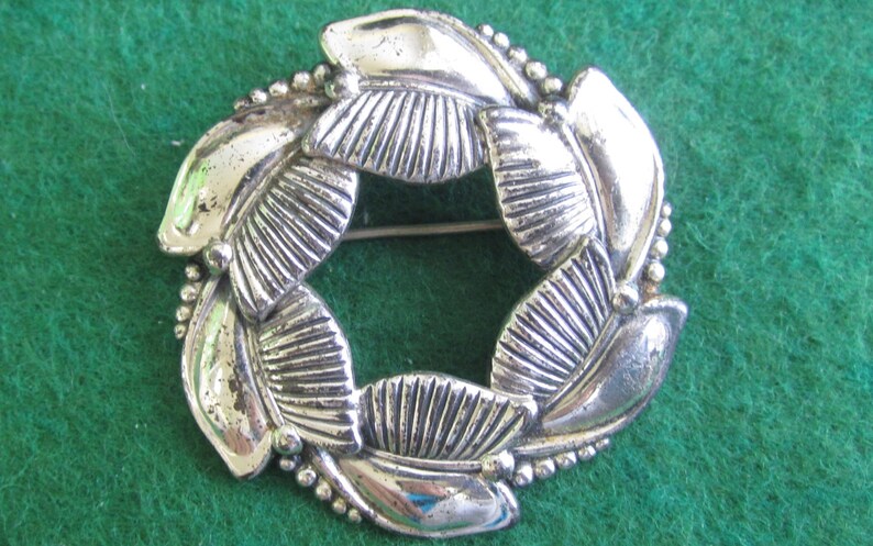 Beautiful 1950s Danecraft Sterling Silver Wreath Pin Brooch - Etsy