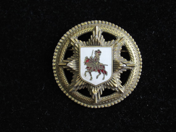 Ornate 1950's Enamel Gold Tone Family Crest Pin/brooch | Etsy