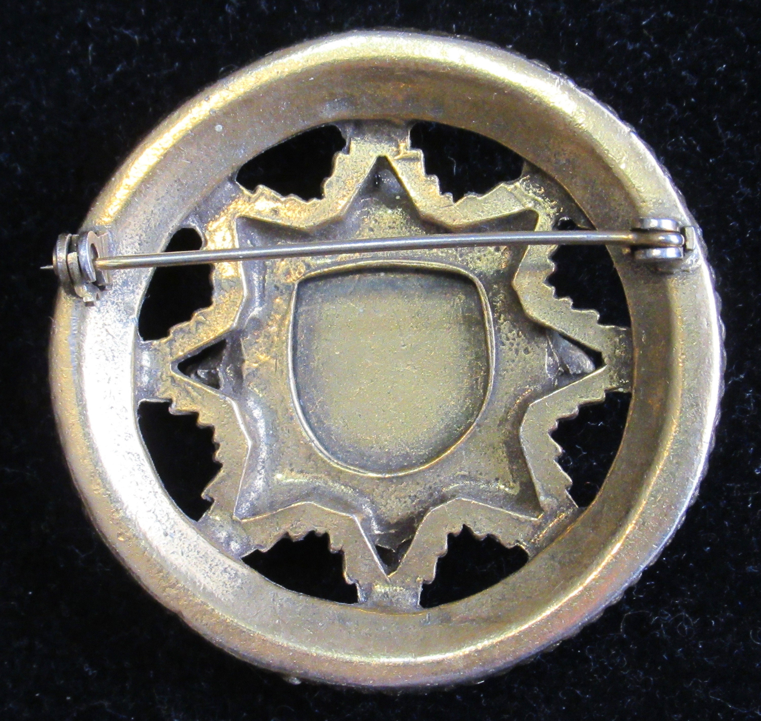 Ornate 1950's Enamel Gold Tone Family Crest Pin/brooch | Etsy