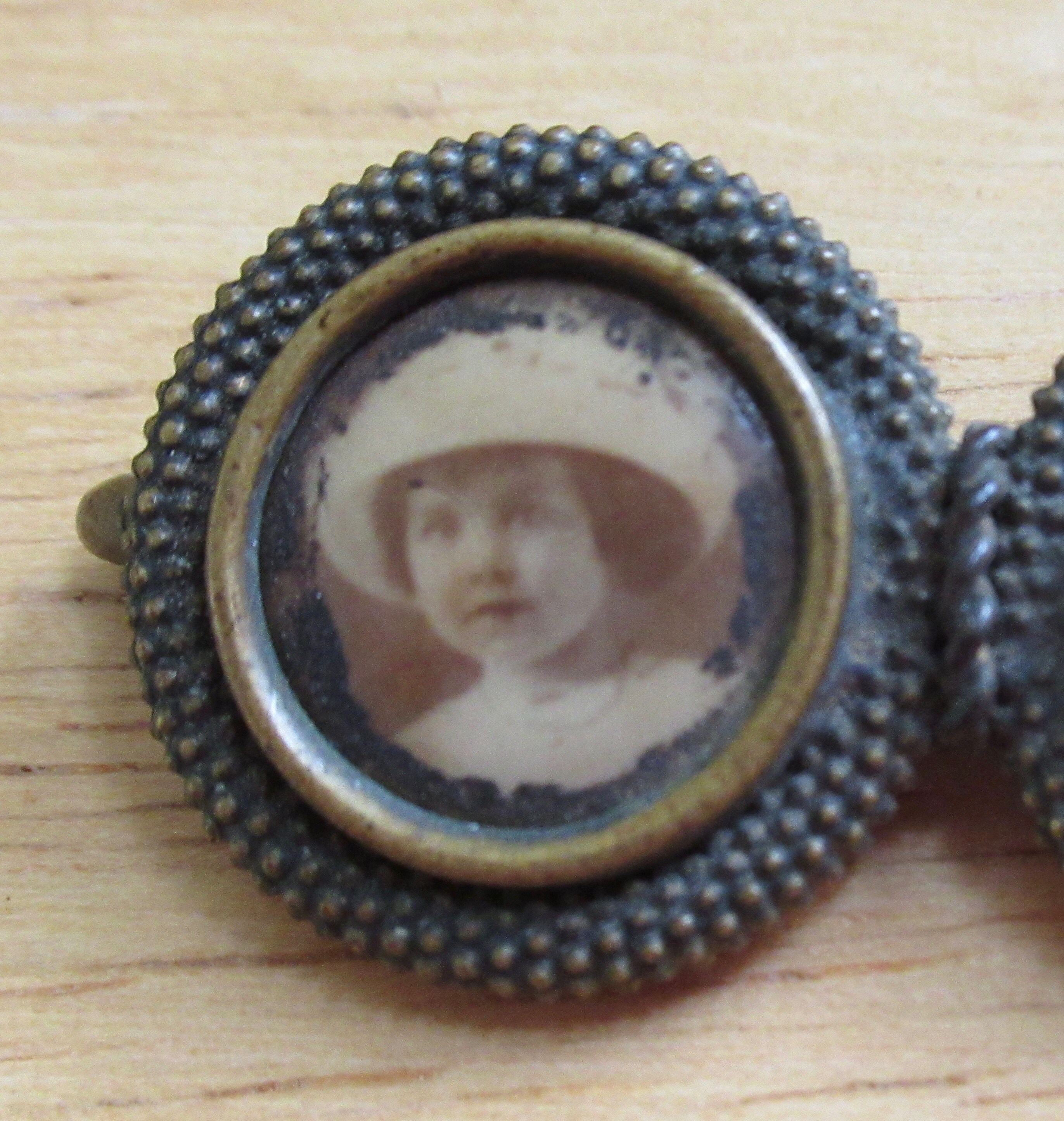 Original 1900's Dual Two Photo Memorial Mourning Pin | Etsy