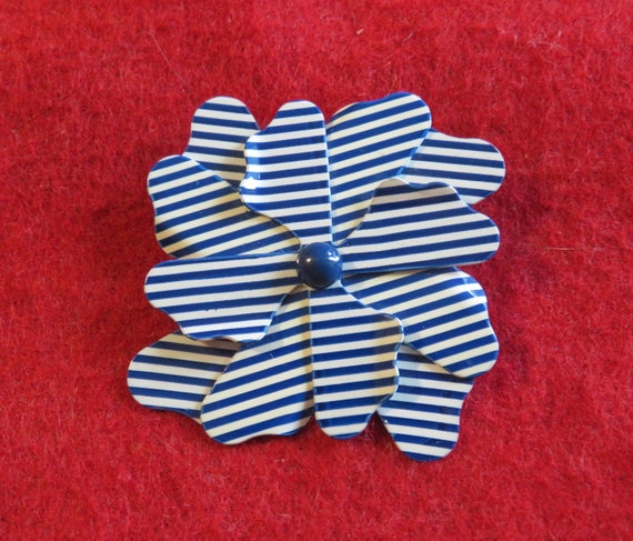 Mid Century 1970's Enamel Floral Flower Brooch Pin - … - Gem
