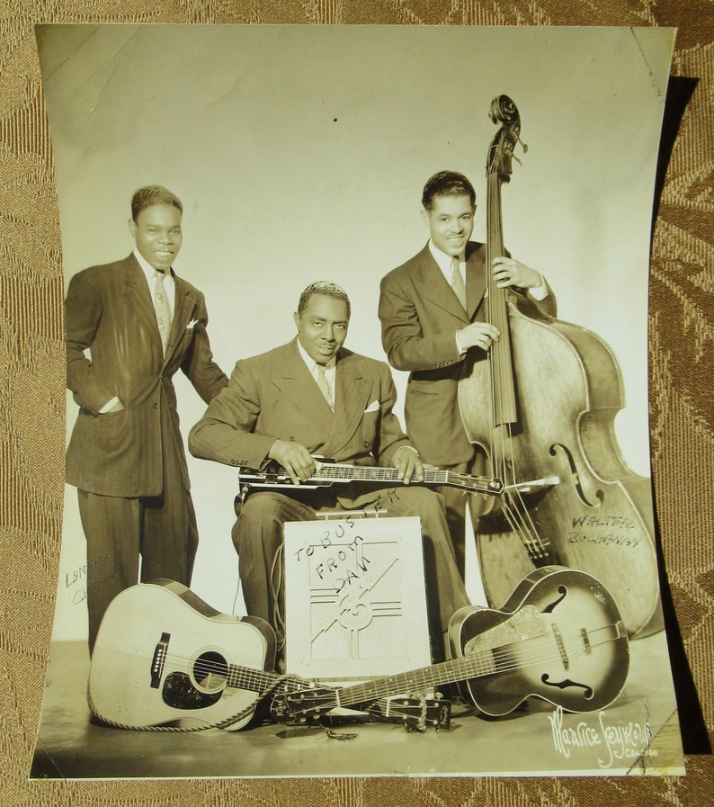 1940s Walter Buchanan Jazz Bass Photo: Maurice Seymour, Chicago Blues ...