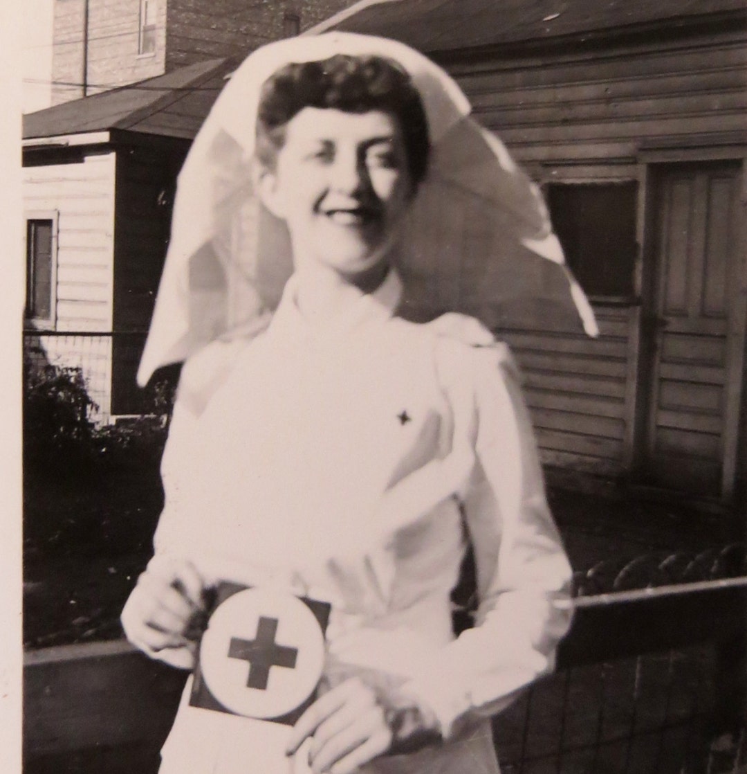 1940's World War II Era American Red Cross Volunteer Snapshot Photo ...