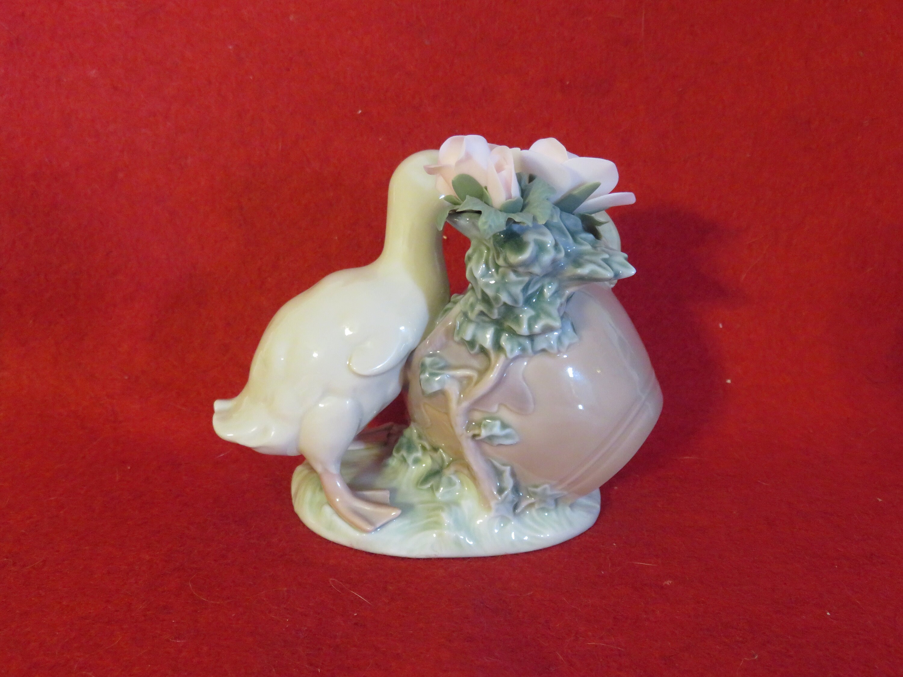 Vintage Lladro How Are You Duck & Frog Meet Fine Porcelain Figurine ...