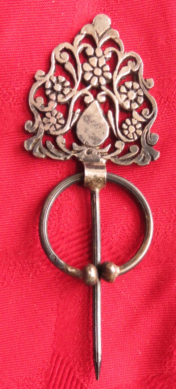 Antique Victorian Era Sterling Floral Hat Pin - Gem