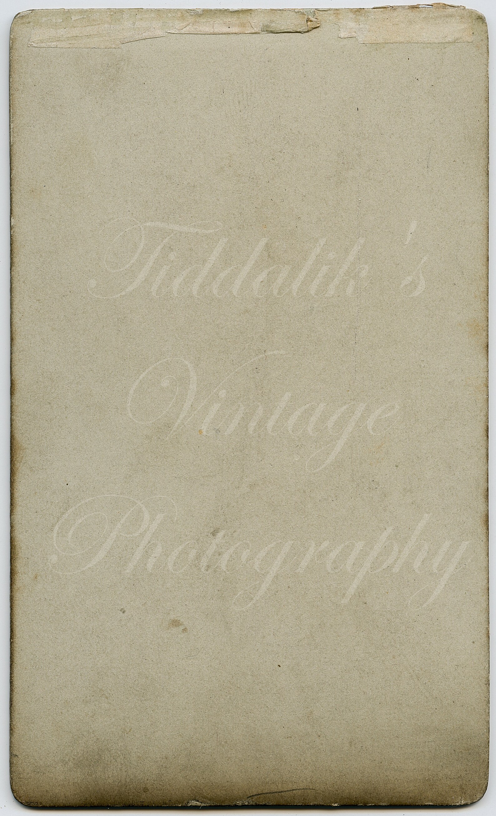 Victorian Young Woman Puff Shoulders Vignette Portrait CDV - Etsy