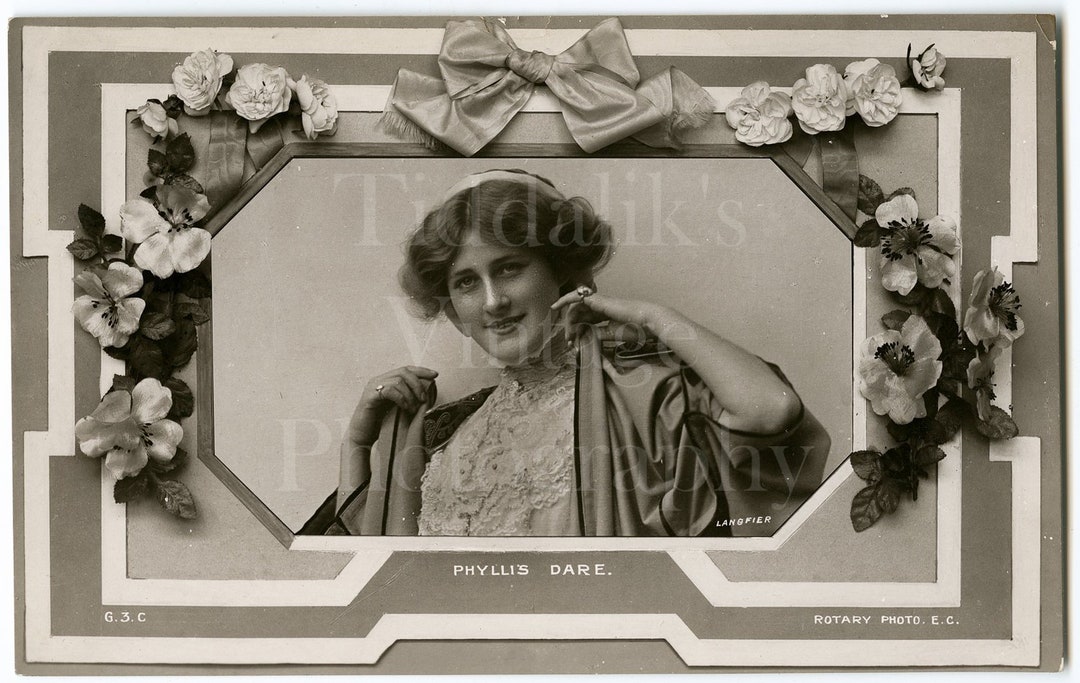 Phyllis Dare ~ Edwardian Stage Actress ~ Postcard ~ Rotary "garland" Series ~ Posted 1908 ...