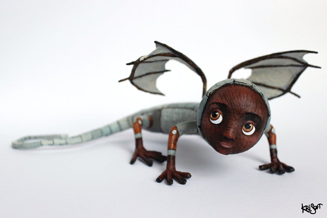 Alizeh, Dragon Strap Salamander, Sculpture, Unique Piece Signed Krisoft ...