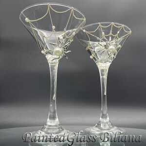 Spider Martini Glasses, Halloween Wedding Theme - Etsy