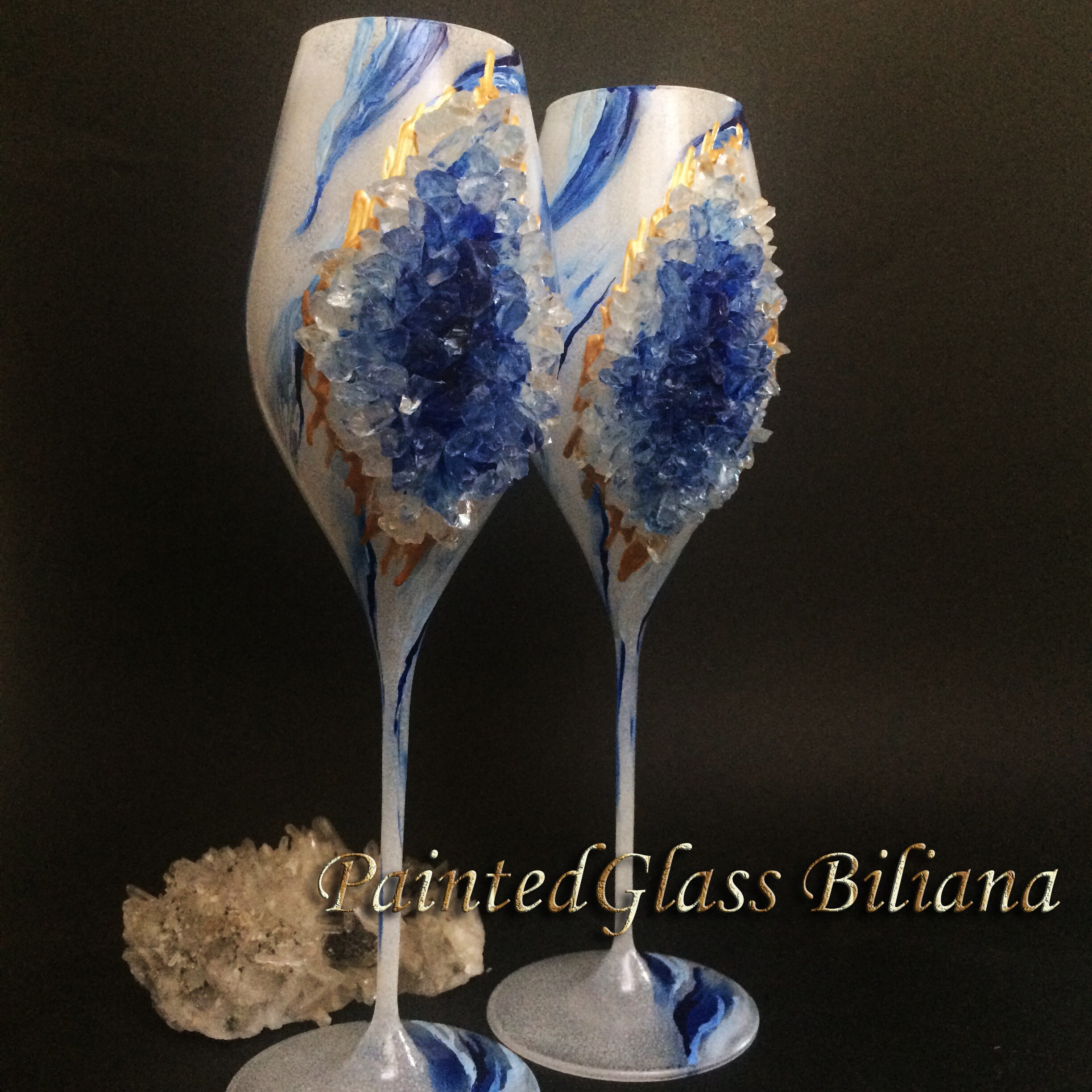 Blue geode marble wedding flutes | Etsy