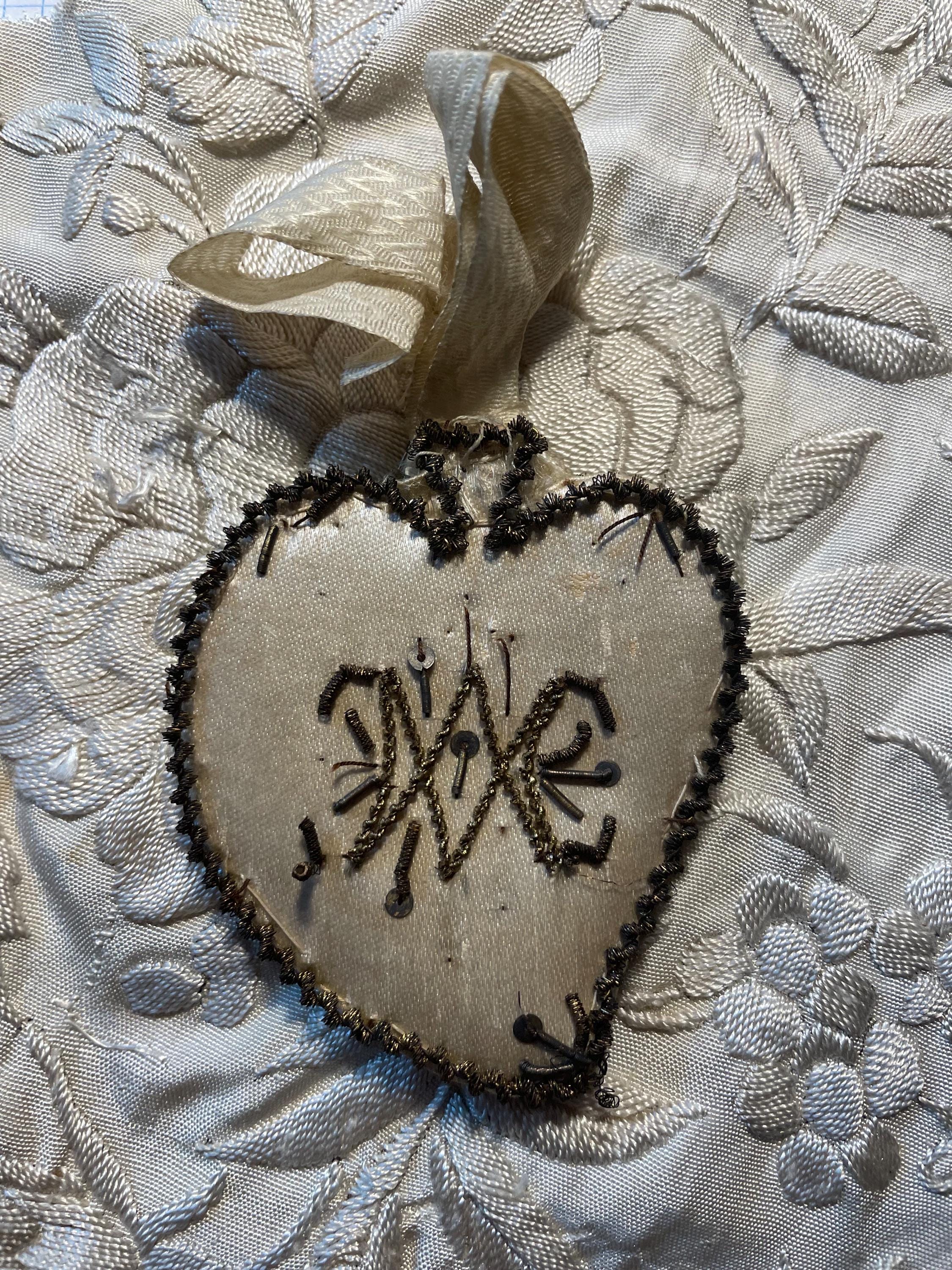 Antique 18th Century Heart Shaped Reliquary Detente Ex Voto Scapulary ...