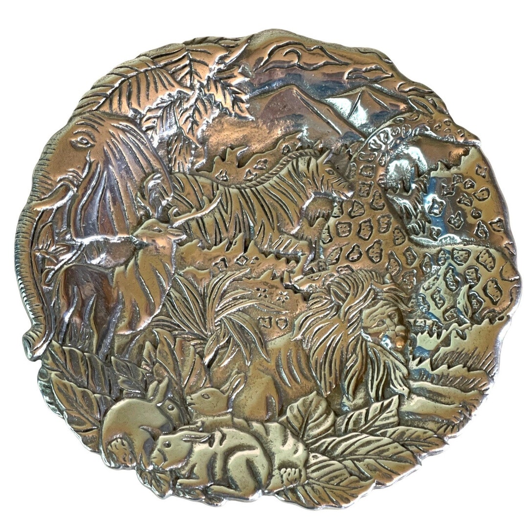 Vintage Wild Animal Plate Embossed Metal African Wildlife 7.5" Authur ...