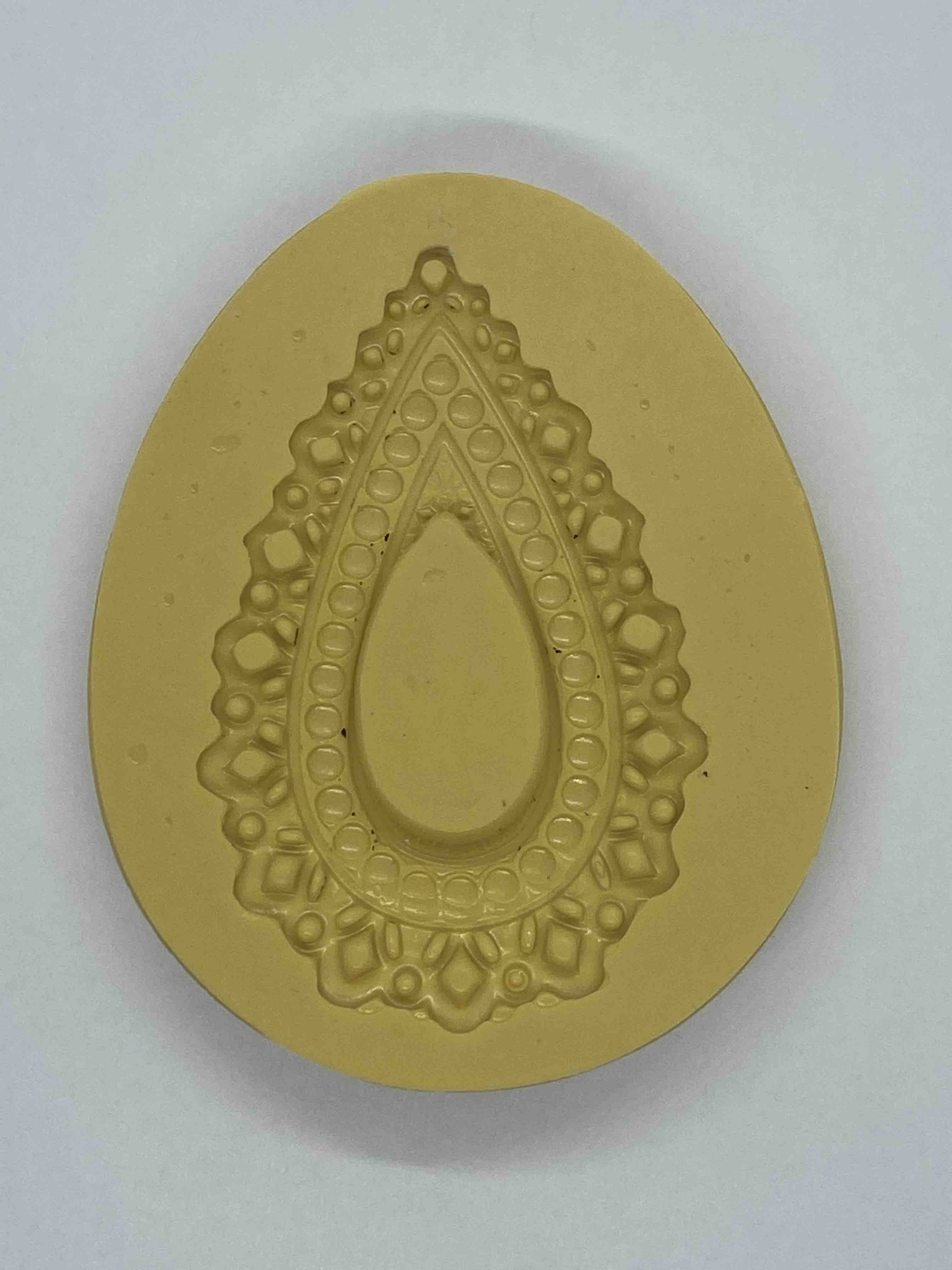 DECORATIVE-EDGED TEARDROP Flexible Mold | Etsy