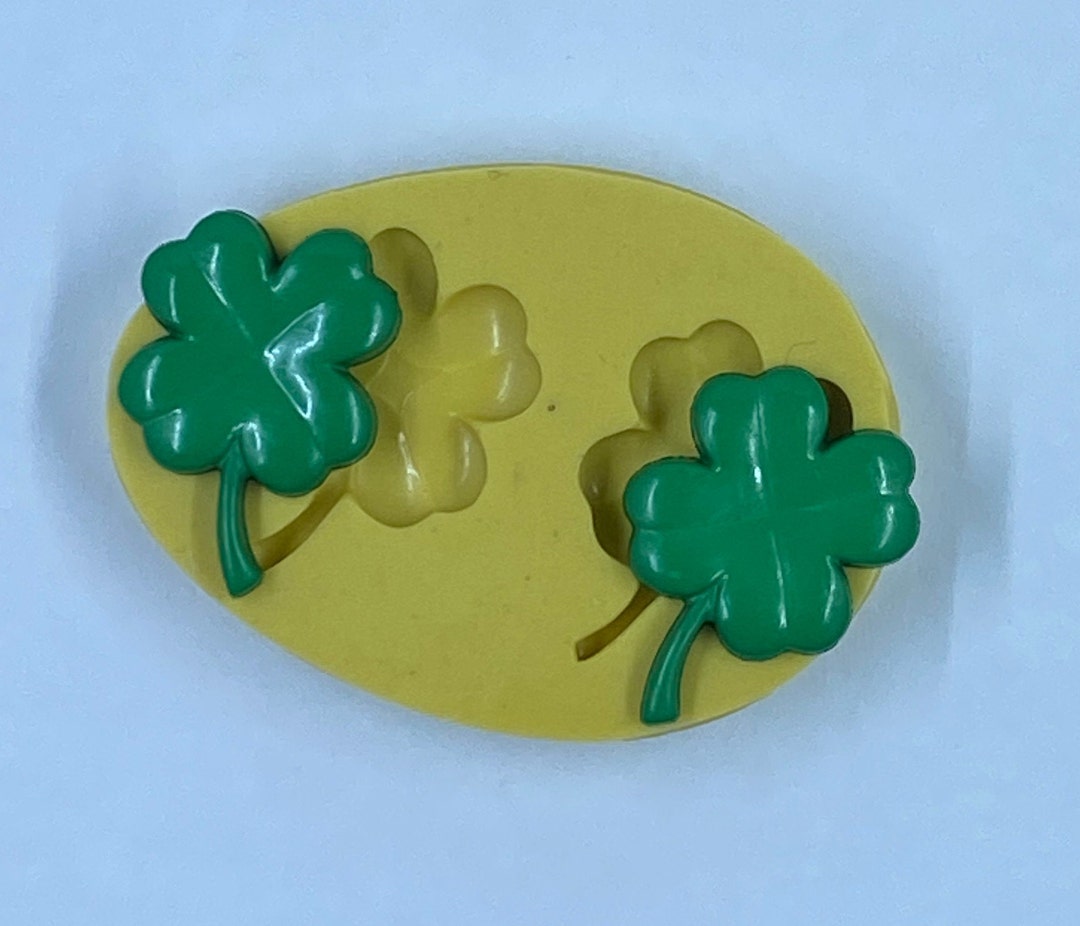 FOUR-LEAF CLOVERS Flexible Mold - Great for Cupcakes, Earrings, Charms ...