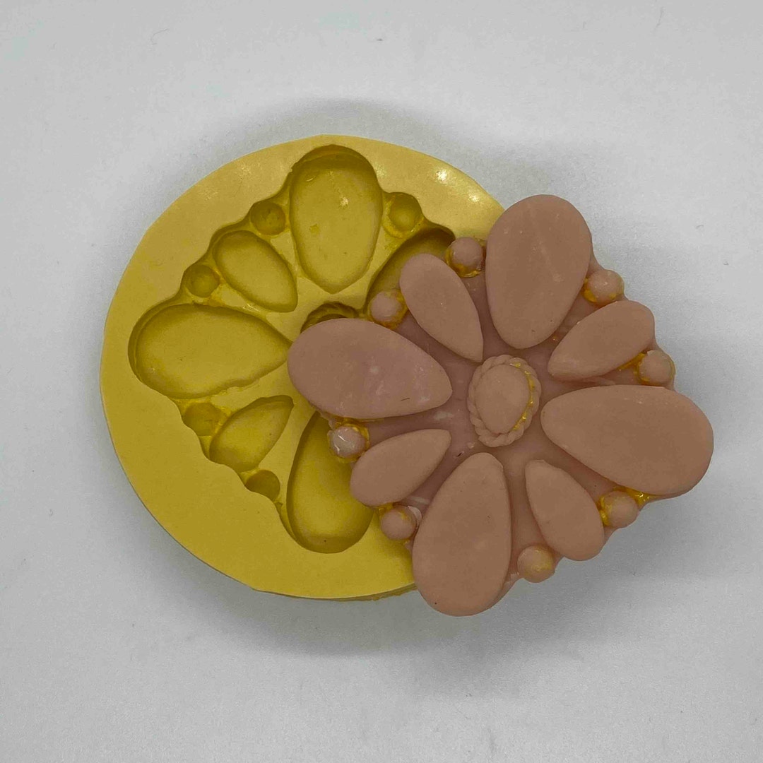 SOUTHWESTERN DIAMOND-SHAPE Teardrop Bead Design Flexible Mold - Great ...