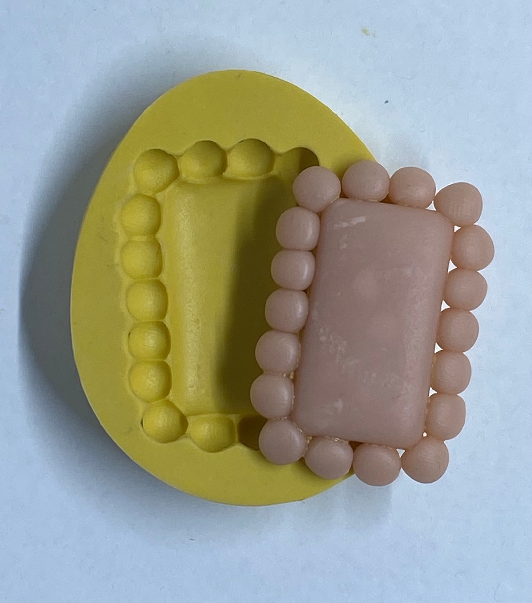 SMOOTHED-EDGE BEADED Rectangle Flexible Mold - (choose From Three Sizes ...