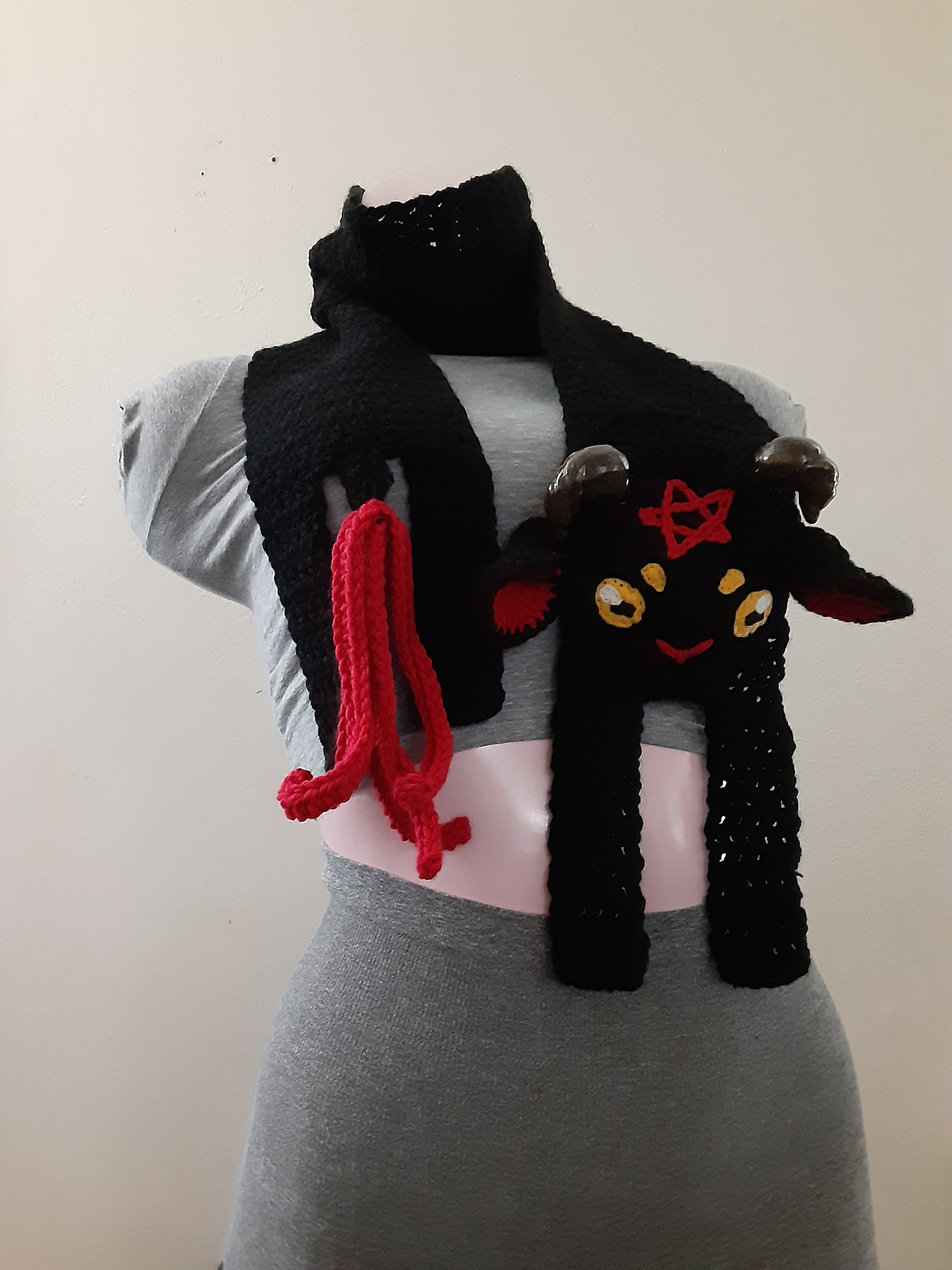 Crochet Creepy Cute Baphomet Scarf black - Etsy