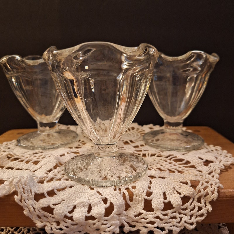 Footed Glass Dessert Dishes - Etsy