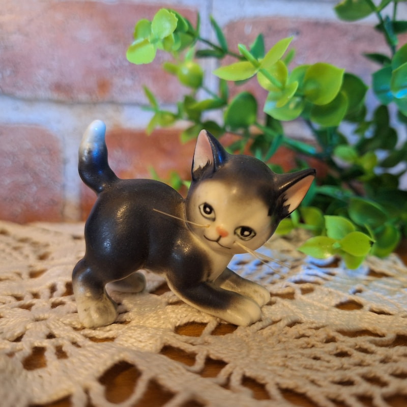 Japanese Cat Figurines - Etsy
